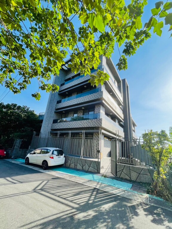 台北市北投區奇岩路華廈奇岩捷運旁 御墅新廈 大院樓中樓 精緻裝潢 房屋出售 樂屋網