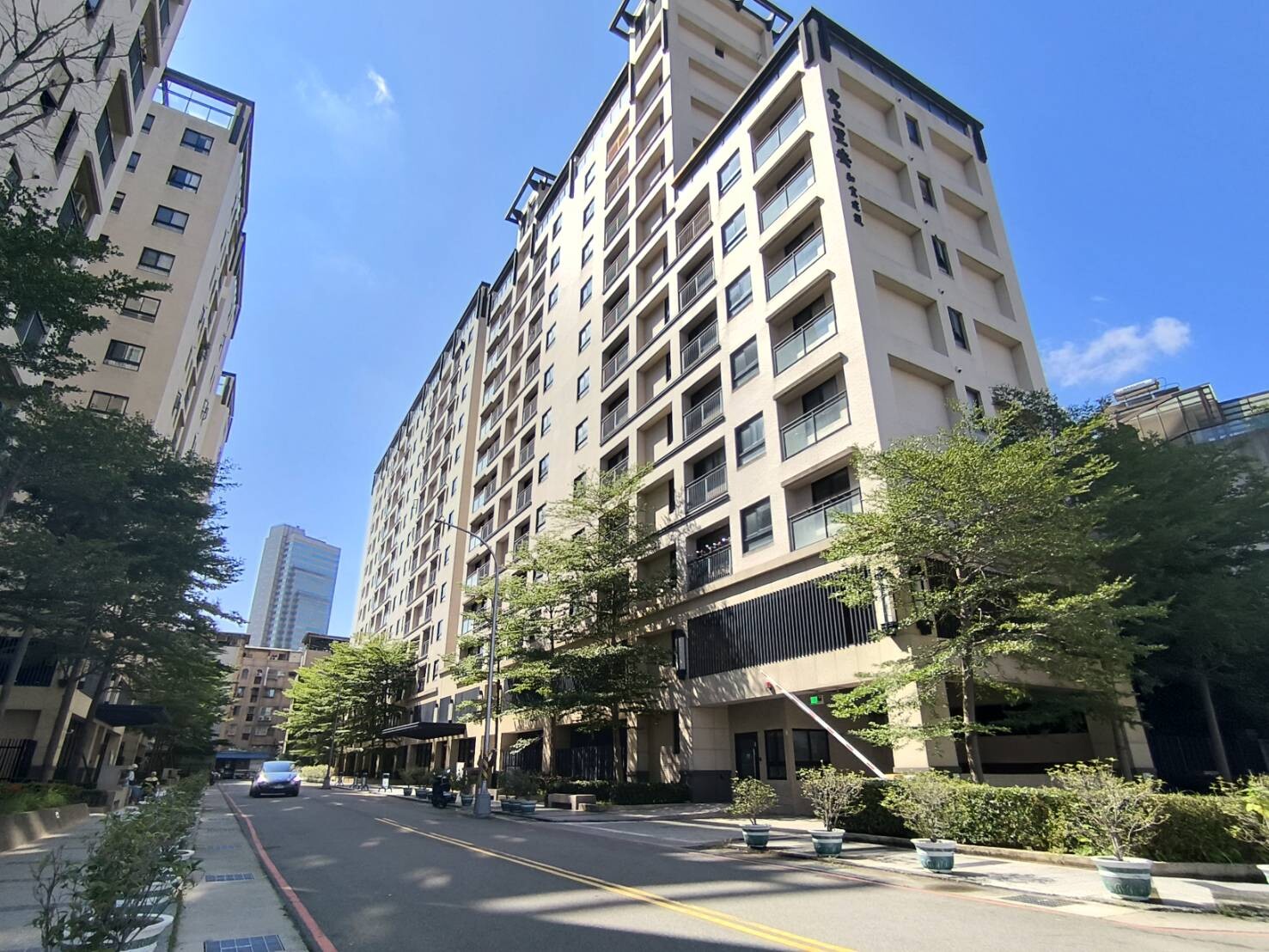 寓上里安三房雙車稀有釋出 台中市西屯區寓上里安買房子、房屋出售 樂屋網