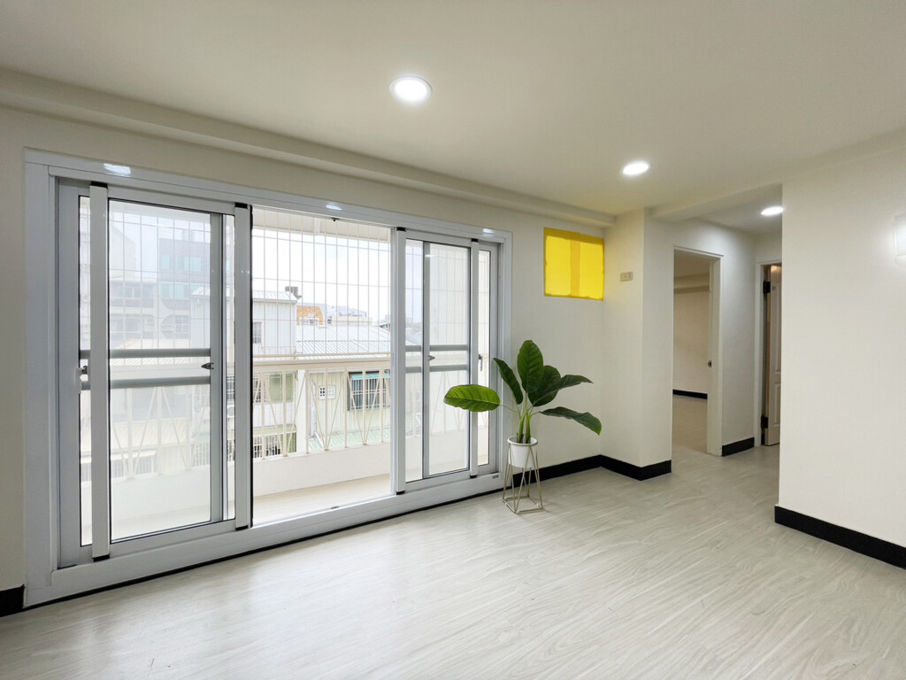 龍門大廈台南市中西區永華路一段電梯大廈中西區~~永華路近市府翻新華廈3房 房屋出售 樂屋網