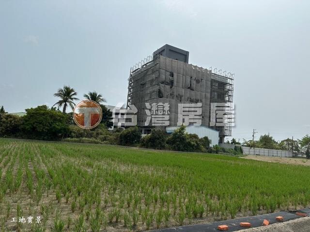 嵩聖森鄰華廈區台南市新市區店頂華廈⭐南科芳鄰三房平車寓☑️新市生態休閒公園森鄰華廈 房屋出售 樂屋網