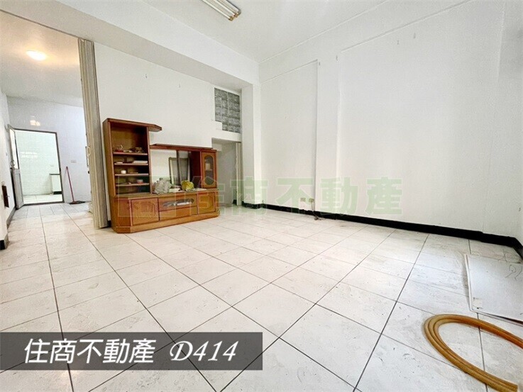 田園府城台南市安南區長和路四段透天厝安南田園府城社區傳統透天～★住商小陳★ 房屋出售 樂屋網