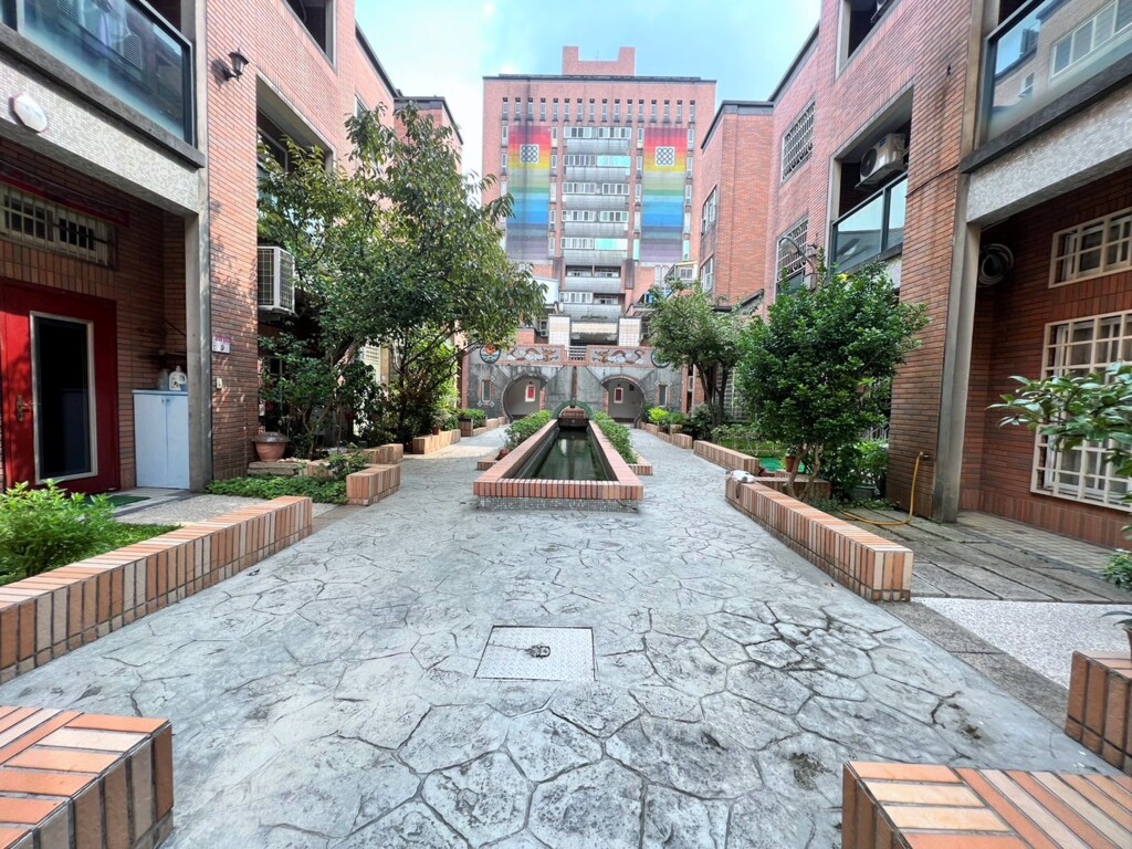 廣涵前棟桃園市中壢區中正路四段透天厝中壢大崙低管理費田園景觀透天格局正採光佳 房屋出售 樂屋網