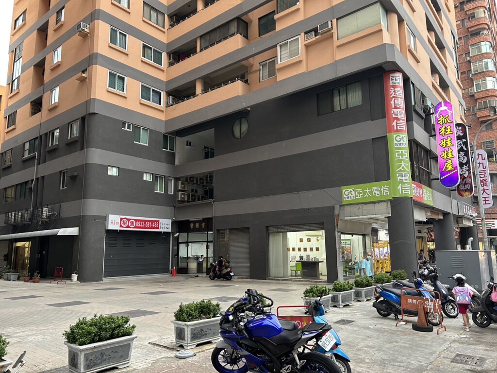 鑽石雙星廣場高雄市三民區大昌二路電梯大廈大昌義華商圈景觀大空間三房 房屋出售 樂屋網