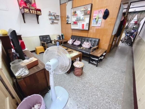 台中市南區新和街透天厝南區低總價臨路透天活巷黃金地段 房屋出售 樂屋網