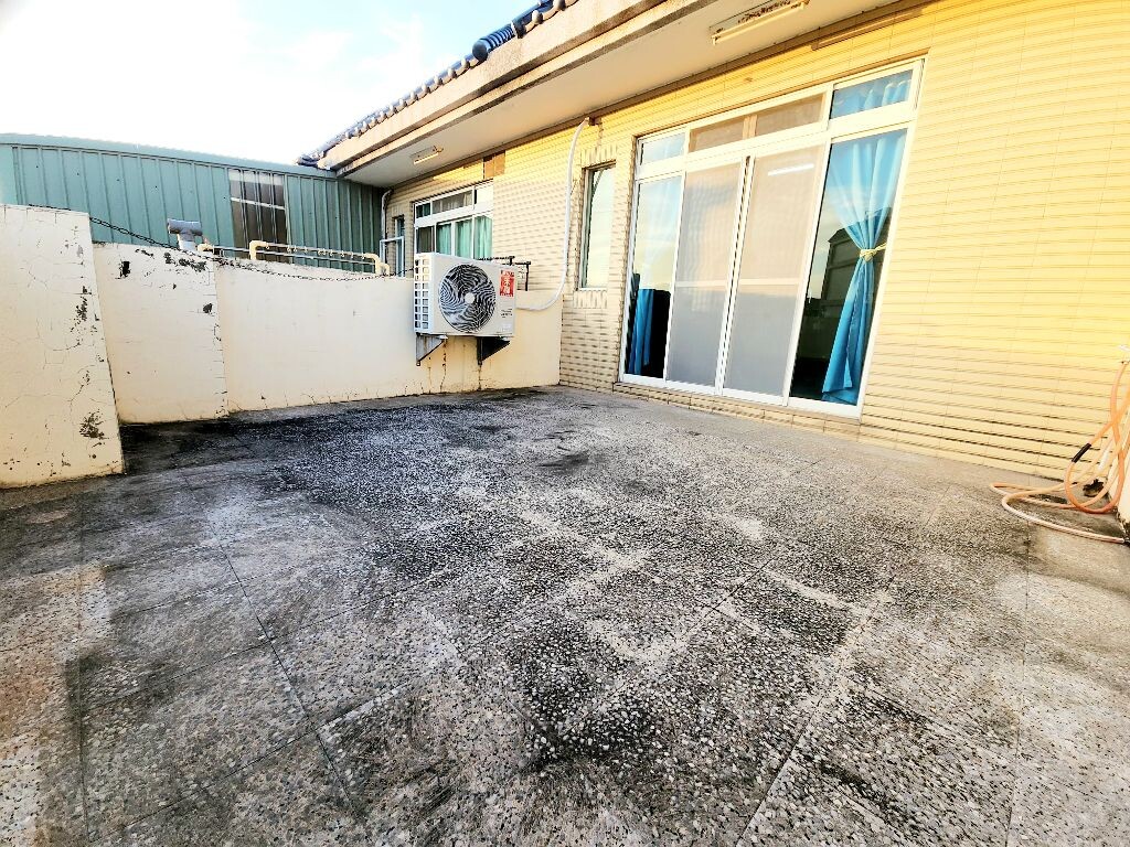 台中市沙鹿區臺灣大道七段臺灣大道靜宜弘光雙大學公車站牌附近大陽台套房出租 樂屋網
