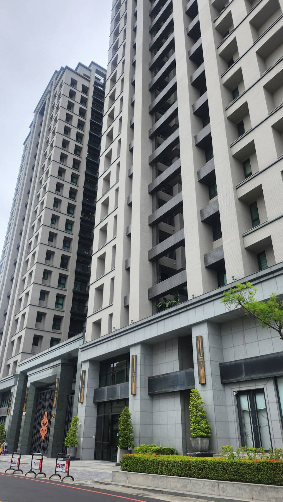 東橋近總圖高樓層仁發大都匯四房平車附近有 7 11 台南市永康區仁發大都滙買房子、房屋出售 樂屋網