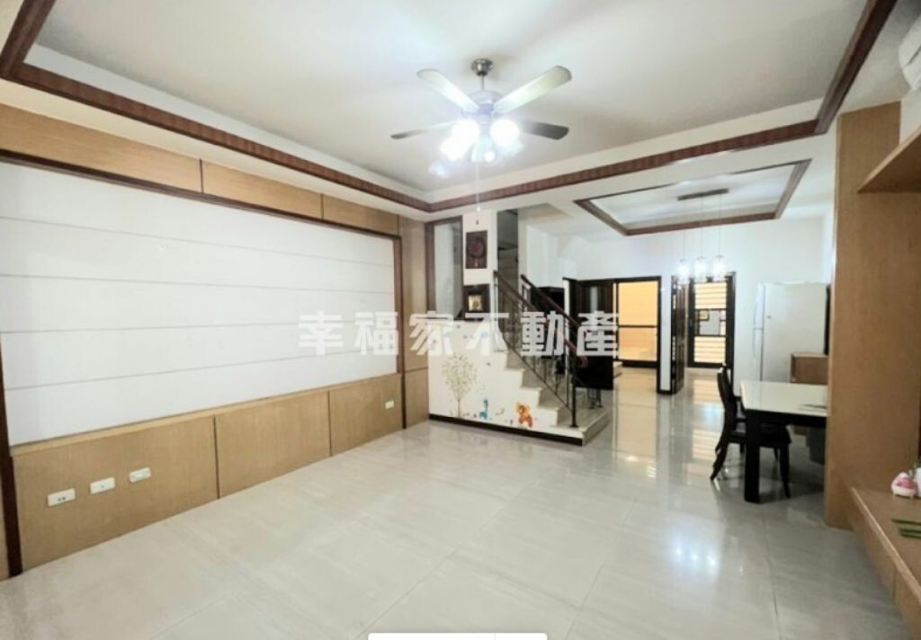 台南市安南區海佃路一段透天厝★海佃商圈•15年大地坪傳統孝親車墅★ 房屋出售 樂屋網