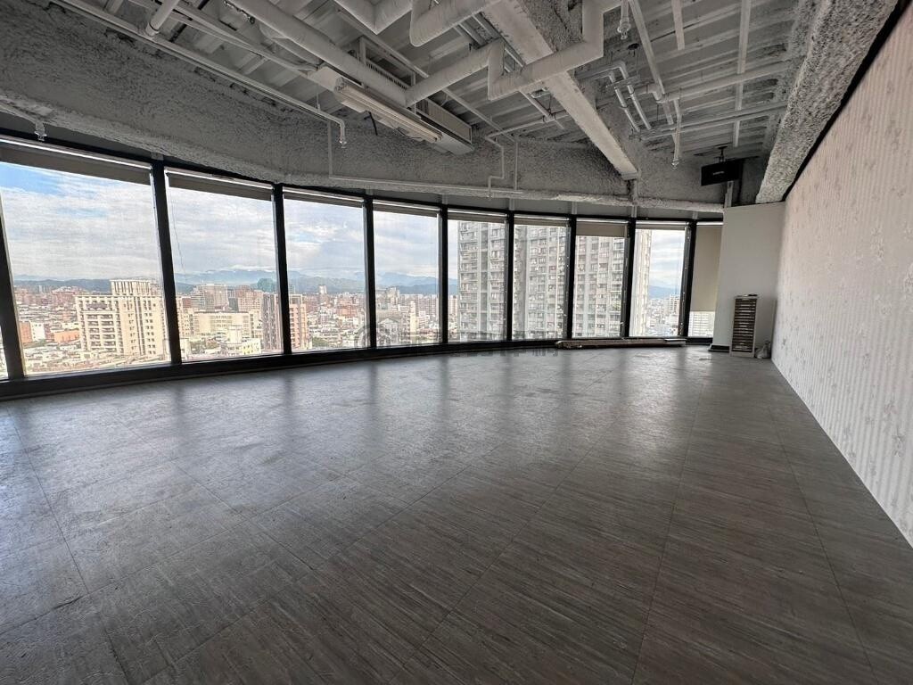 中港通商台中市西區台灣大道二段電梯大廈台中市中心地標商辦屋主心態佳誠售 房屋出售 樂屋網