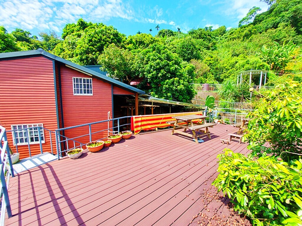 農地休閒度假小木屋 自來水 獨立電表 果園 庭園台中市霧峰區暗坑巷 樂屋網 土地買賣