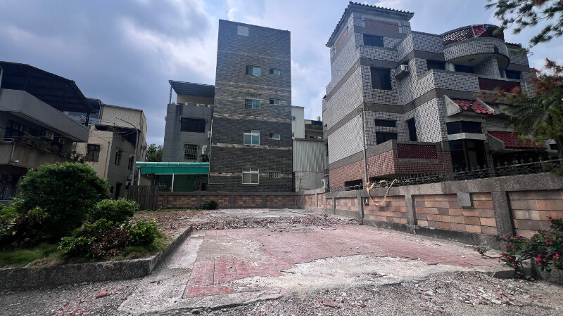 嘉義市林森東路文財殿旁三面臨路建地 嘉義市東區買房子、房屋出售 樂屋網