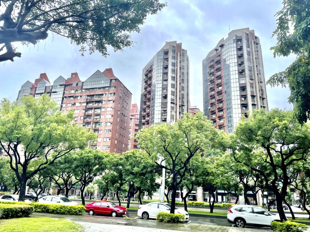 民權皇家dc高雄市前鎮區民權二路電梯大廈亞灣區公園捷運優質2房 房屋出售 樂屋網