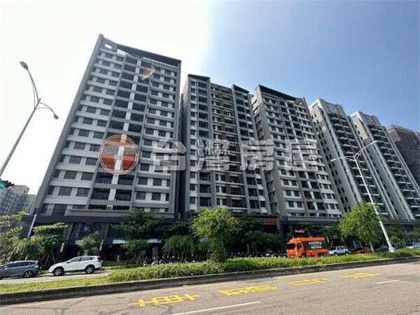 大甲花園城台中市大甲區經國路電梯大廈秒殺鐵賣 低於行情 大甲花園美廈3大房 房屋出售 樂屋網