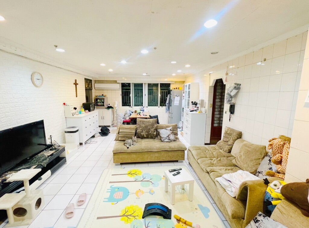 凱薩風景園邸台中市南屯區忠勇路電梯大廈黃金次頂樓 邊間精裝大三房類平面車位 免整理 房屋出售 樂屋網