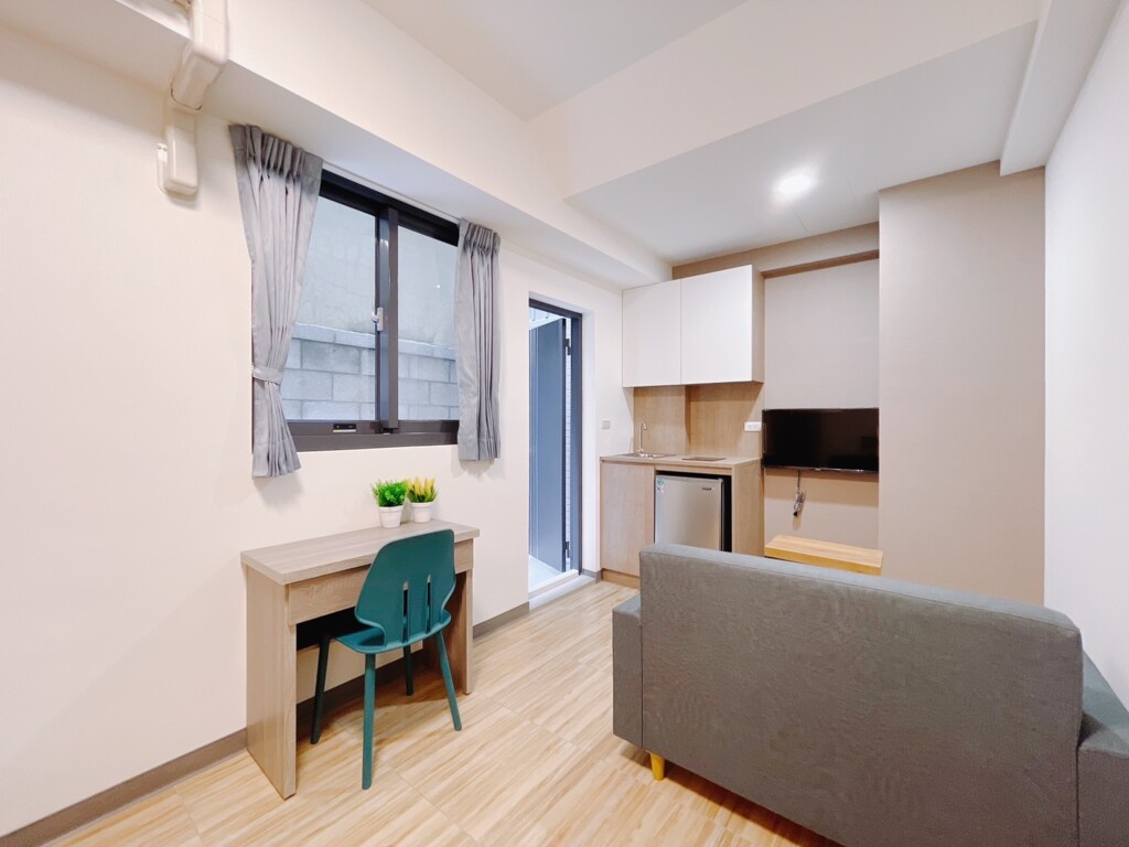 鄉林君悅鄉林夏都台中市西區忠明南路電梯大廈鄉林夏都⭐外商最愛⭐二房平車⭐傢俱全配 房屋出租 樂屋網