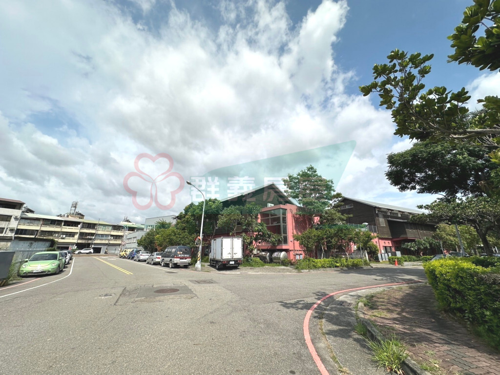 其他烏日稀有建地~臨12米路方正住二建地台中市烏日區光日段 樂屋網 土地買賣