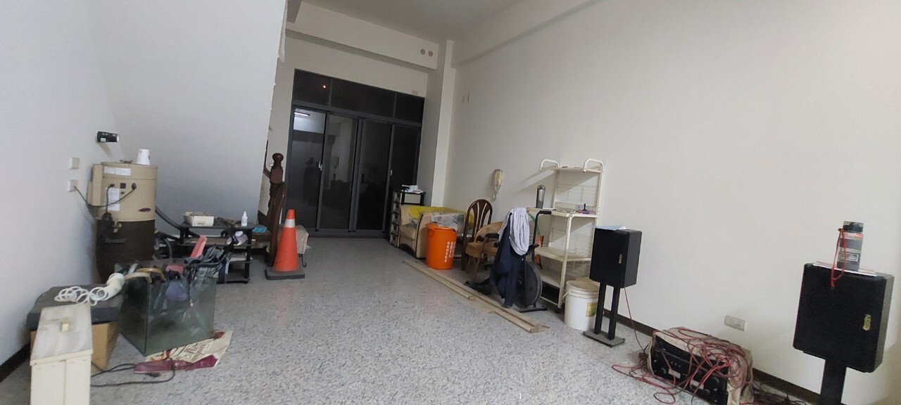 高雄市左營區重惠街透天厝租~左營高鐵站面8米街透天騎樓店住 房屋出租 樂屋網