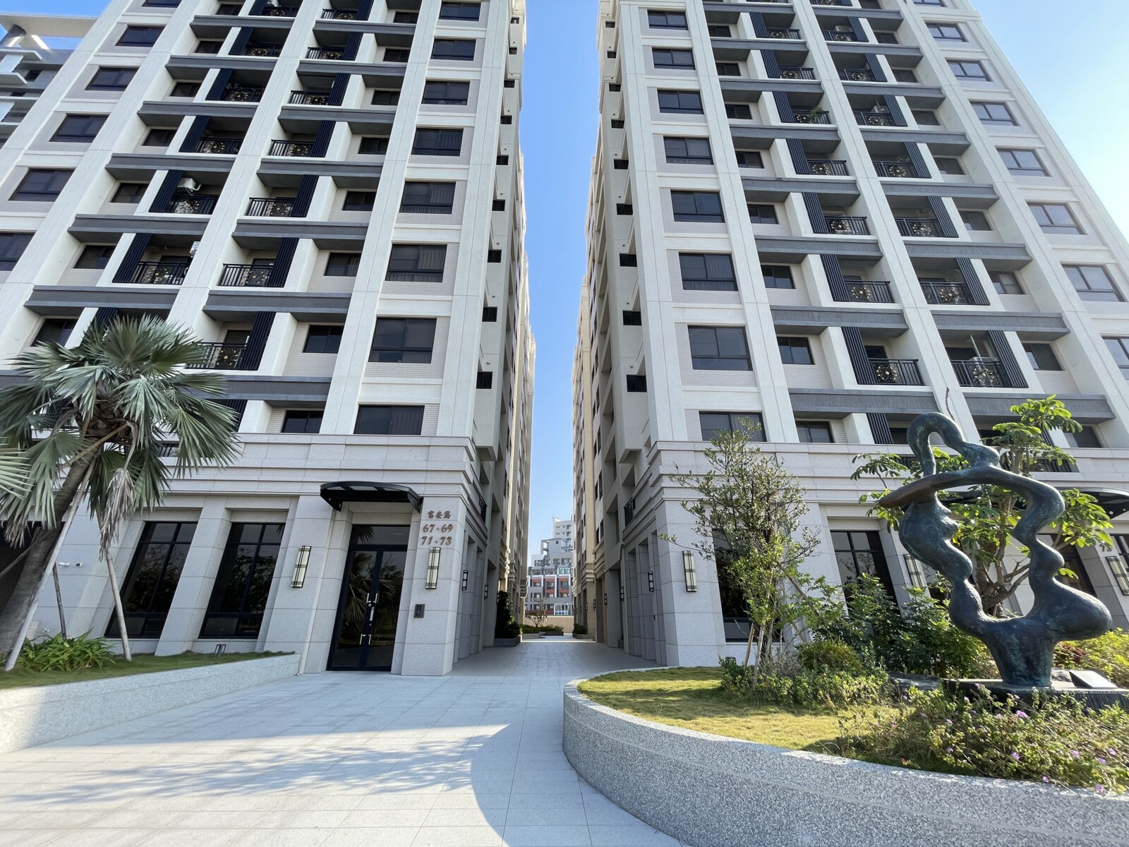 新地堡邰欣地堡no60台南市新市區富安路電梯大廈做厝事的文森。新市區。南科新地堡雙套房車位 房屋出售 樂屋網
