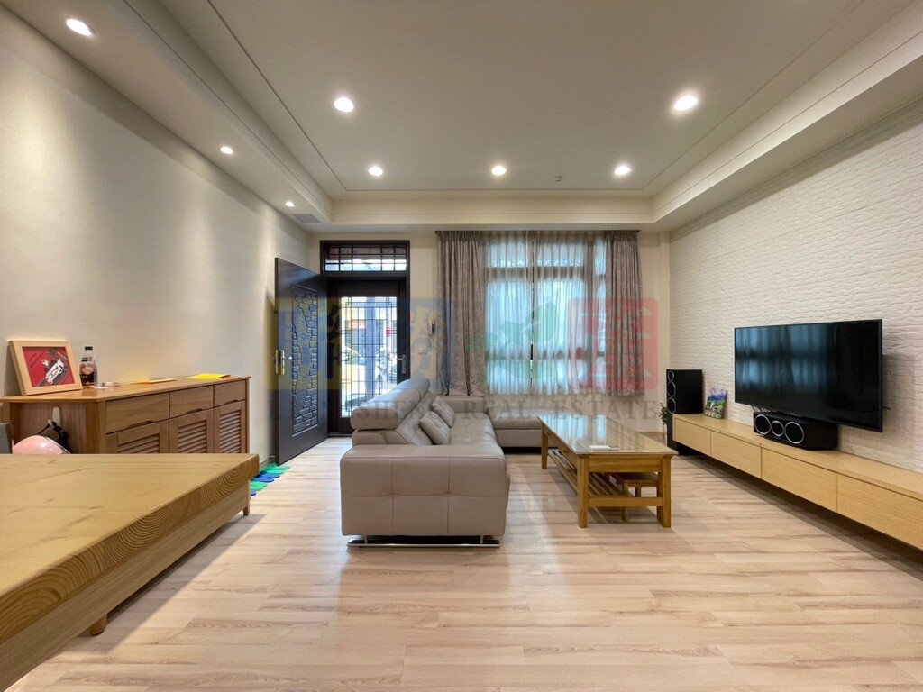 彰化縣埔心鄉中正路一段別墅晶晶の埔心輕屋齡雙車裝潢美墅 房屋出售 樂屋網