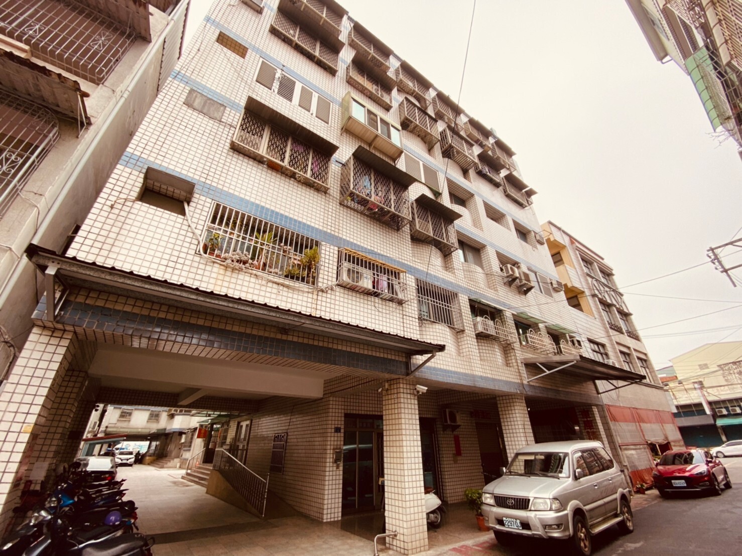 燕巢 ⭐高投報收租12店住⭐中民商圈⭐高cp值 高雄市燕巢區買房子、房屋出售 樂屋網