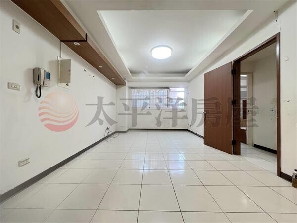 新北市泰山區泰林路二段電梯大廈泰山買房賣屋溫馨方正四房車 房屋出售 樂屋網