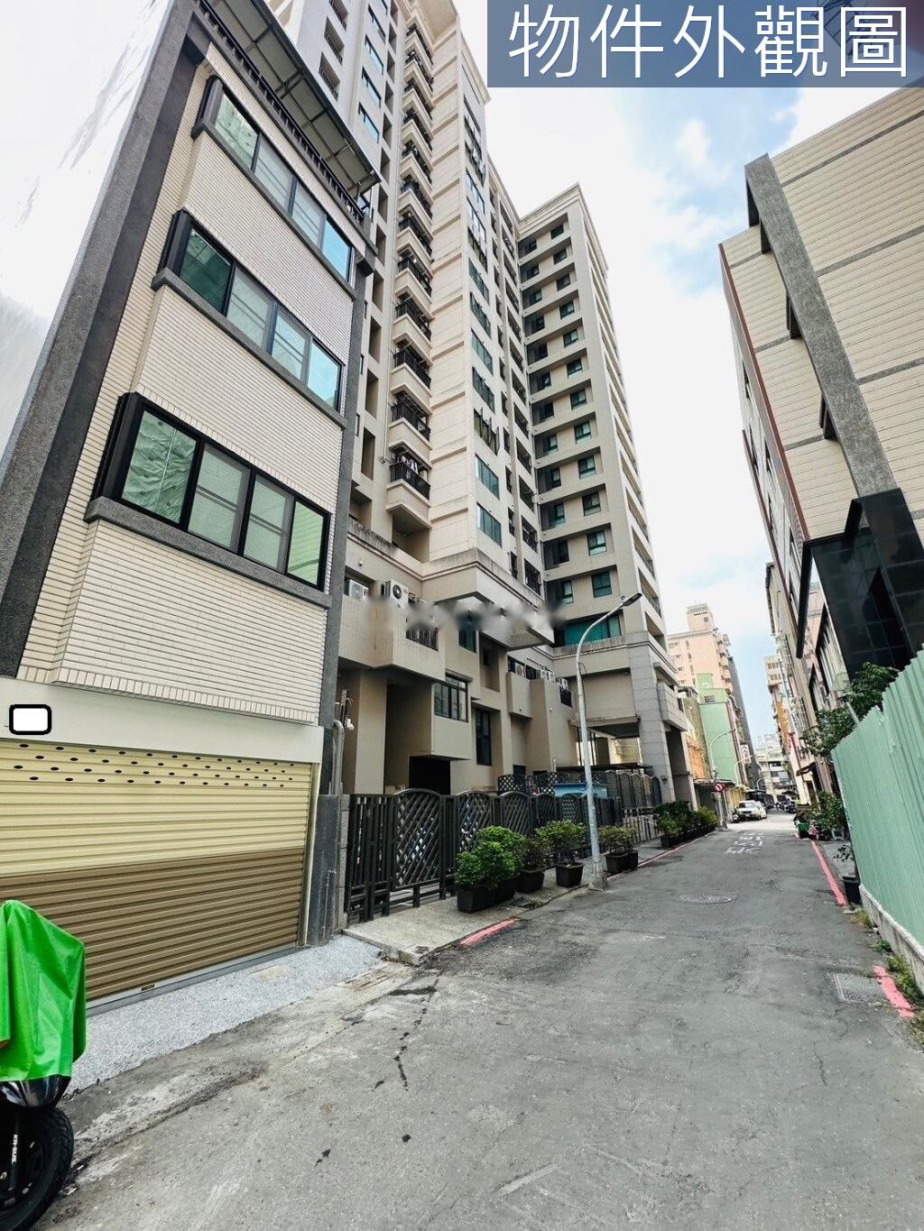 雄中商圈幸福川旁全新完工車庫透天 高雄市新興區買房子、房屋出售 樂屋網