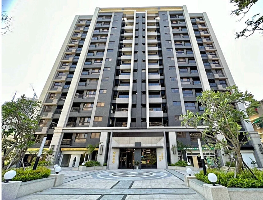 誠佳品學桃園市中壢區民權路四段電梯大廈青埔a19商圈️高樓層景觀三房車 房屋出售 樂屋網