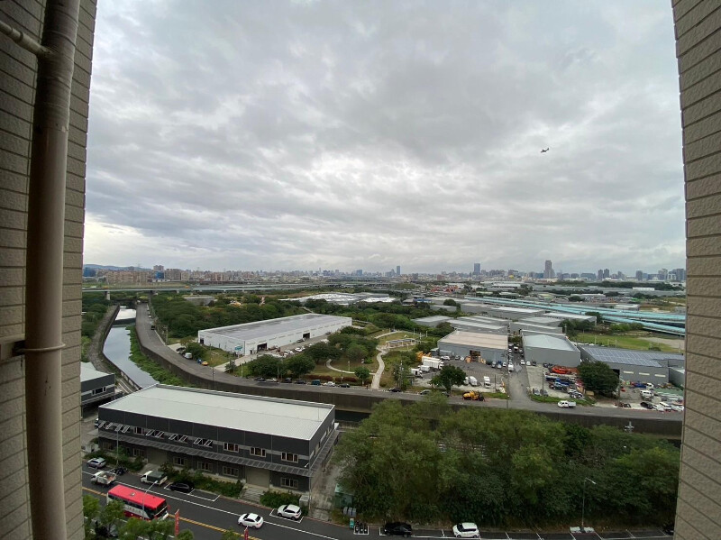 天空之邑新北市五股區新五路二段電梯大廈 ️全國宥箐 ️天空之邑 美景3房車p 房屋出售 樂屋網