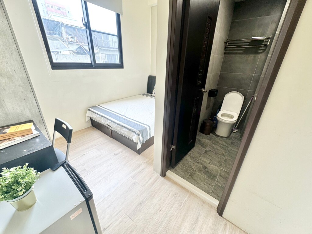台中市南區建國南路三段透天厝超新秒殺小資套 中山醫中興大 國圖館 高等院 房屋出租 樂屋網