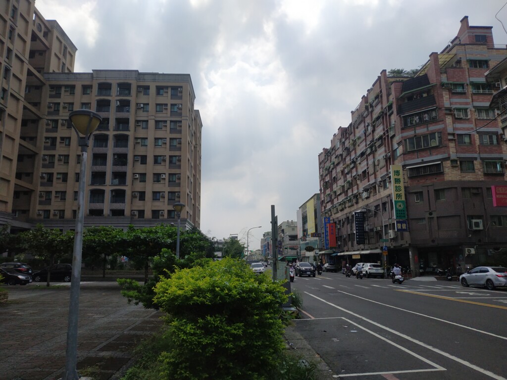 勝利錄大廈屏東縣屏東市博愛路電梯大廈勝利新村旁安居好房 勝利錄大廈 房屋出售 樂屋網