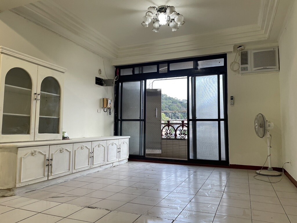 宏昌社區台北市北投區溫泉路公寓(屋主很急)社區型公寓邊間方正56鼎加 房屋出售 樂屋網