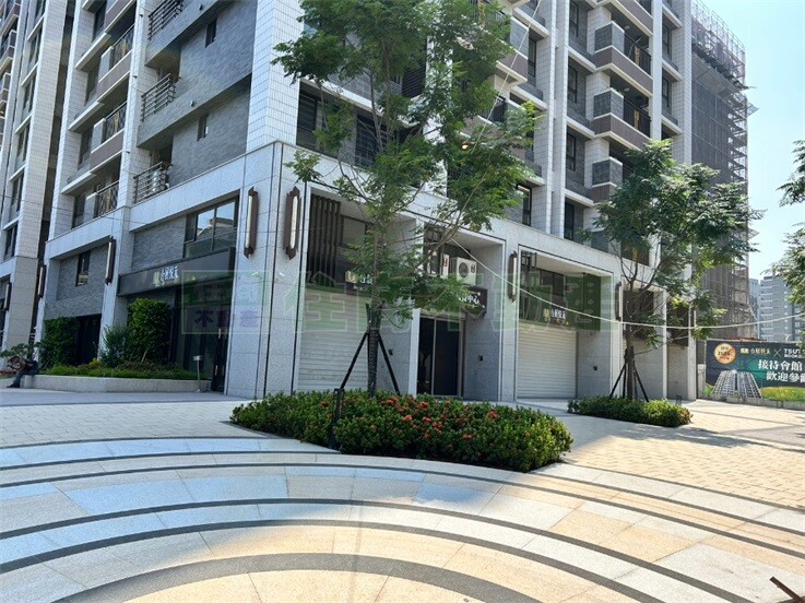 桃園市桃園區慈文路店面桃園風禾公園口角窗大店面 房屋出租 樂屋網