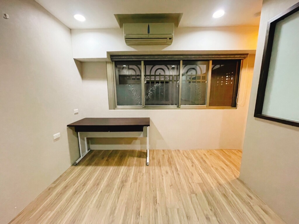 新高國際大廈台北市松山區南京東路四段電梯大廈小巨蛋捷運美妝電梯 房屋出售 樂屋網