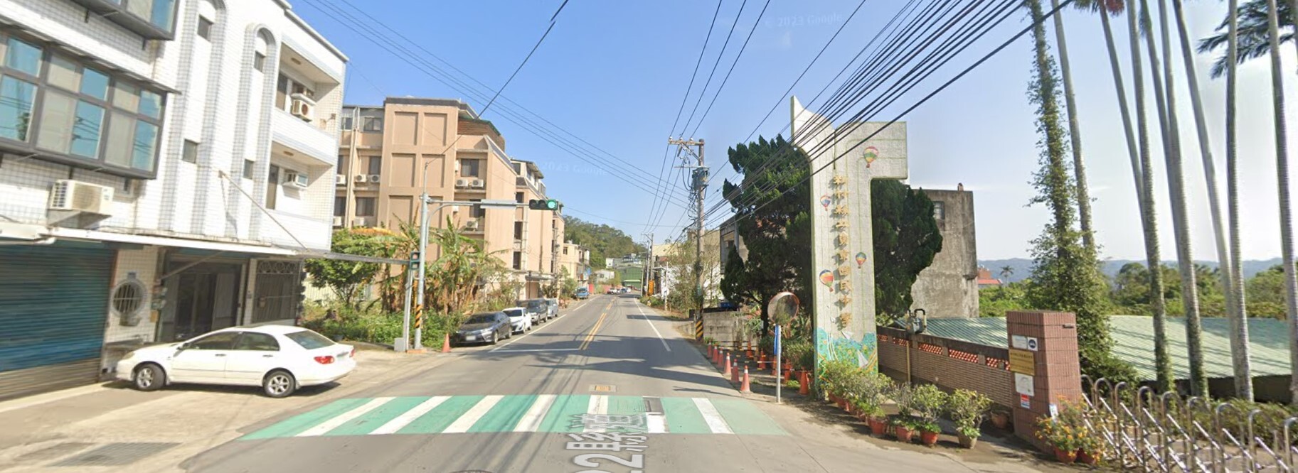 新竹縣竹東鎮東峰路別墅 員東國中美別墅 平面雙車位、三衛浴開窗、六年屋 房屋出售 樂屋網