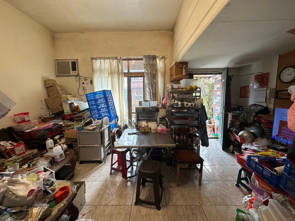 綠野香坡彩蝶別墅b新北市新店區安祥路別墅【卓越團隊】彩蝶主巷道車庫別墅－陳琦琦 房屋出售 樂屋網