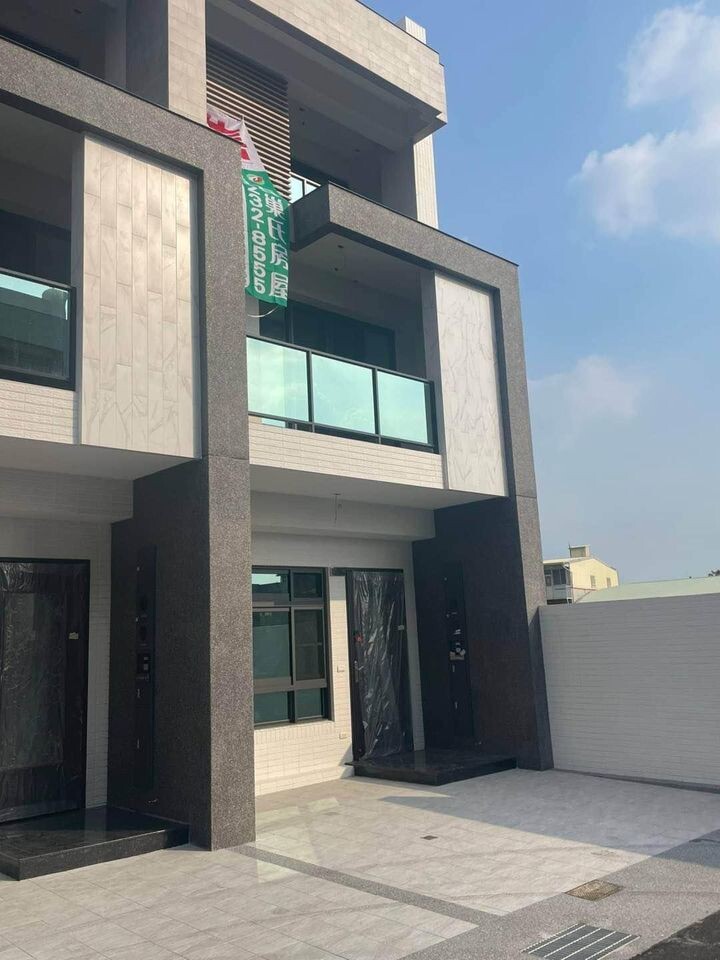 嘉義市西區環湖一街透天厝湖子內全新間間套房車位別墅 房屋出售 樂屋網