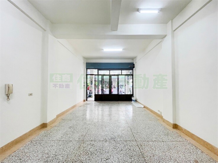 獨家樹義國小臨15米路透店 台中市南區買房子、房屋出售 樂屋網