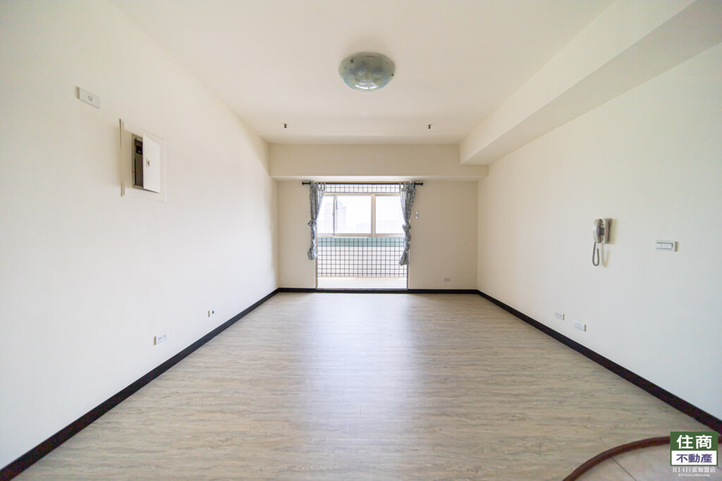 松大校園居易高雄市左營區政德路電梯大廈住商拳擊麻麻 巨蛋高樓採光三房 房屋出售 樂屋網