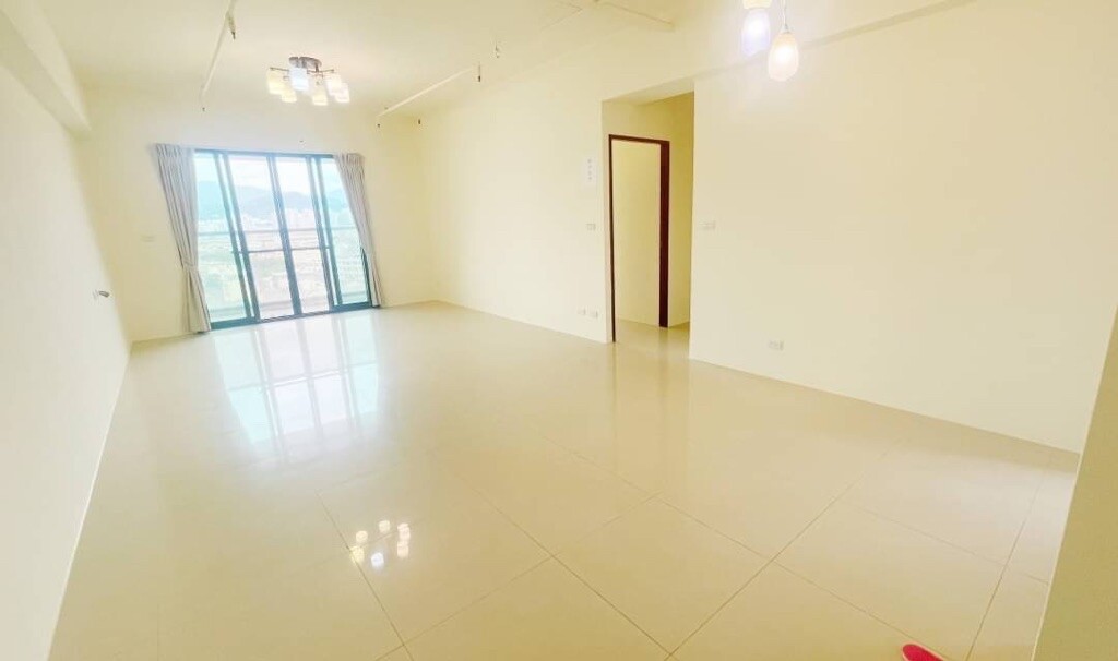文華硯台中市北屯區松竹五路二段電梯大廈⭕️9年新屋~一手屋無限棟距~稀有四房平車 房屋出售 樂屋網