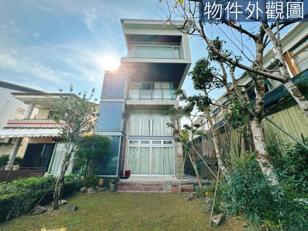 P0966092員山百萬夜景雙車位孝親五房花園別墅 宜蘭縣員山鄉買房子、房屋出售 樂屋網