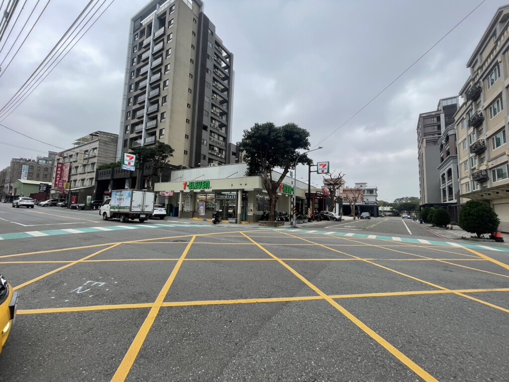 桃園市桃園區國際路一段透天厝 【大湳商圈】國際路旁角窗透店廠房 房屋出售 樂屋網