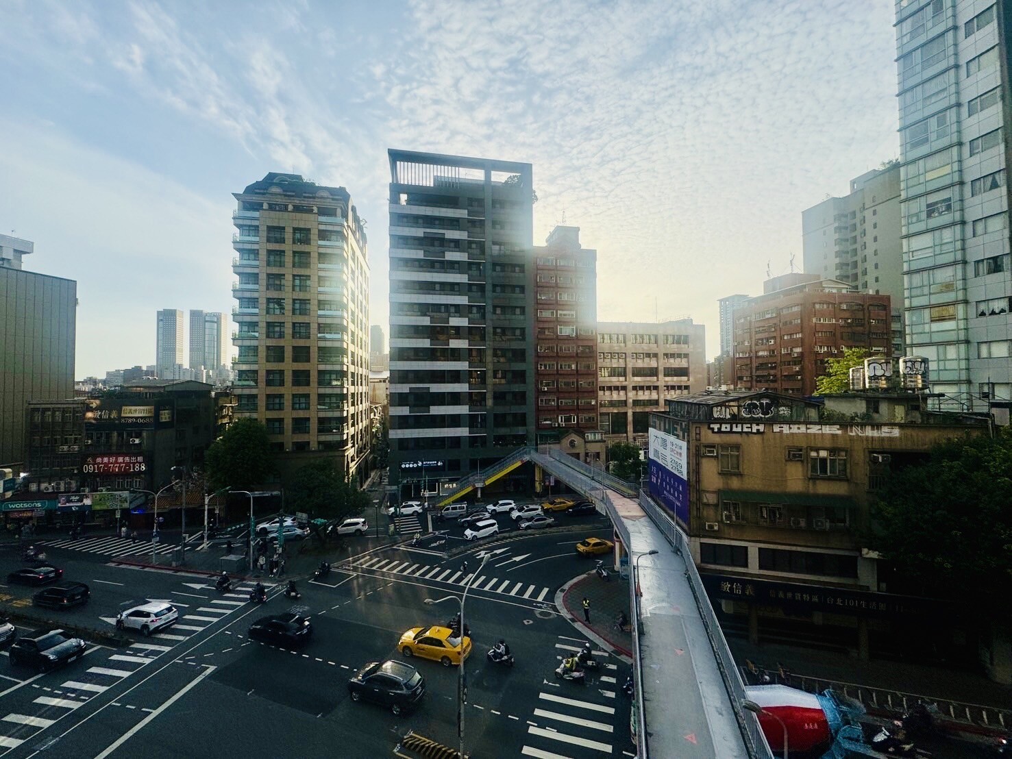 世貿精緻美屋有車位~中信台北南京楊玉芬 台北市信義區永興商業大樓買房子、房屋出售 樂屋網