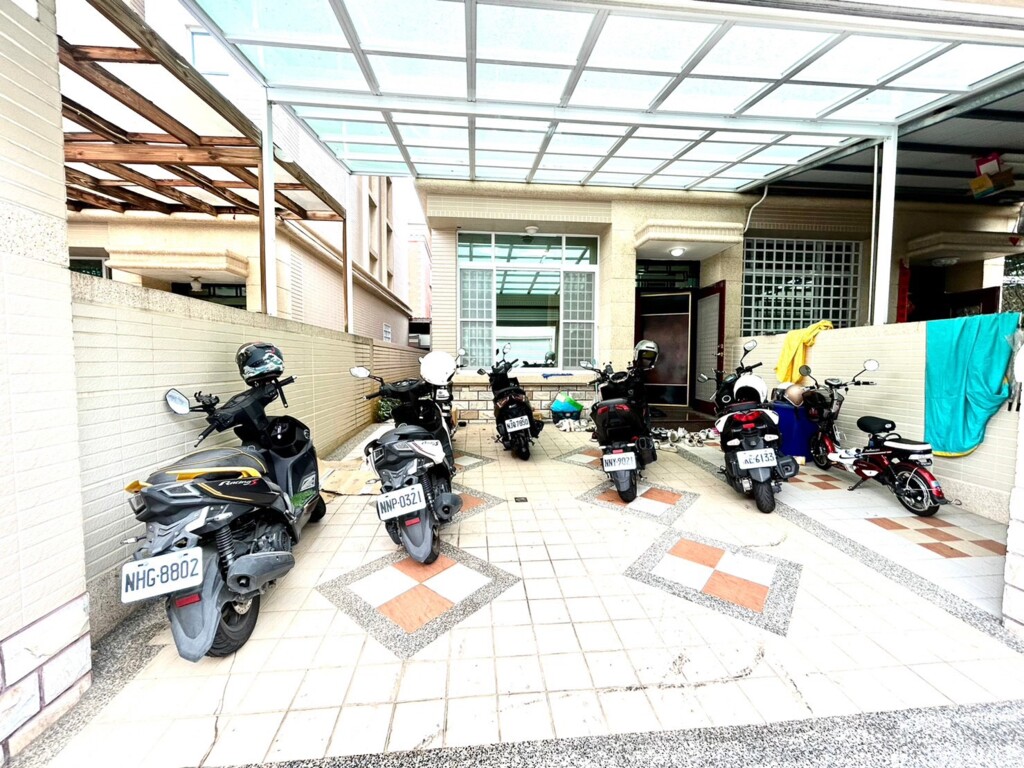 嘉義縣民雄鄉興農三街別墅嘉縣民雄｜中正大學雙車位別墅 房屋出售 樂屋網