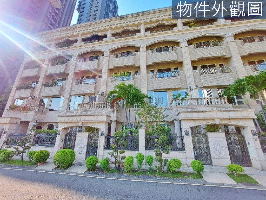 百立帝堡高雄市前鎮區修成南街透天厝正亞灣區【百立建設】鄰路透天車墅 房屋出售 樂屋網