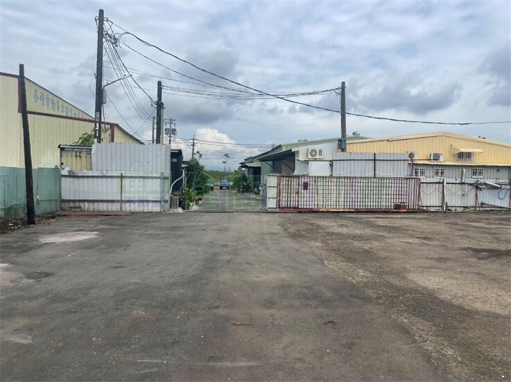 高雄市大寮區溪寮路土地大寮近河堤旁廠房土地出租 房屋出租 樂屋網