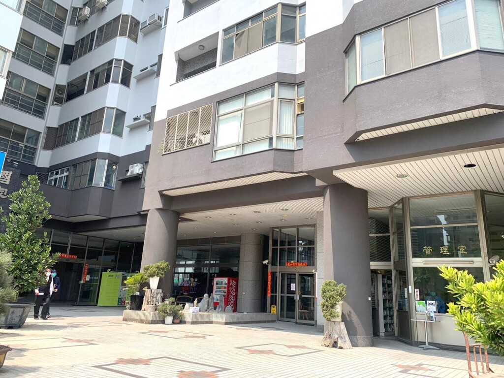 國家新境台南市東區林森路一段電梯大廈東區臨監理站國家新境有陽台套房 房屋出售 樂屋網