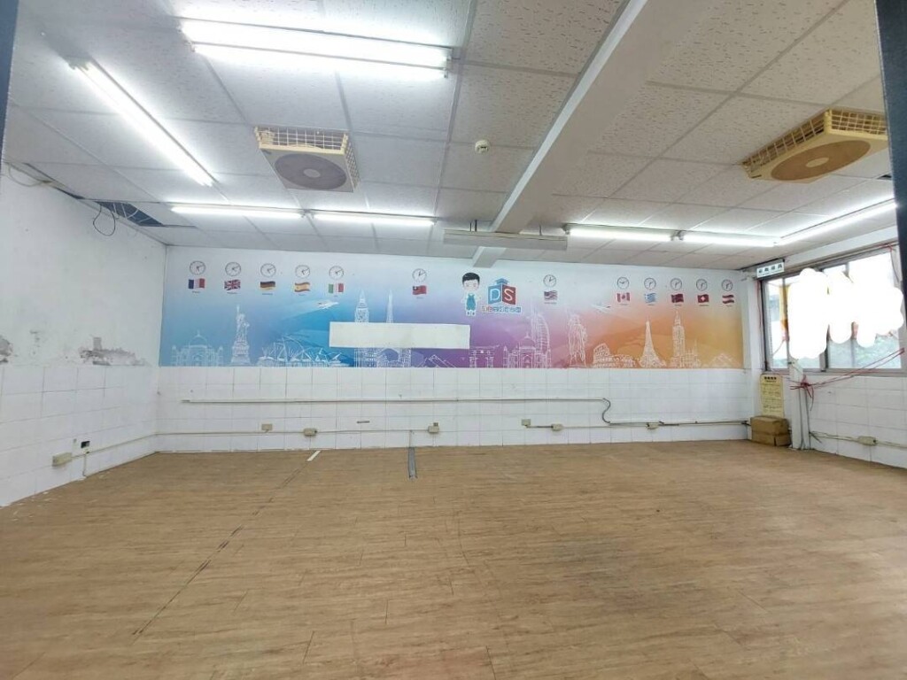 景安捷運低總價黃金三樓~~景安站復興公園 新北市中和區買房子、房屋出售 樂屋網
