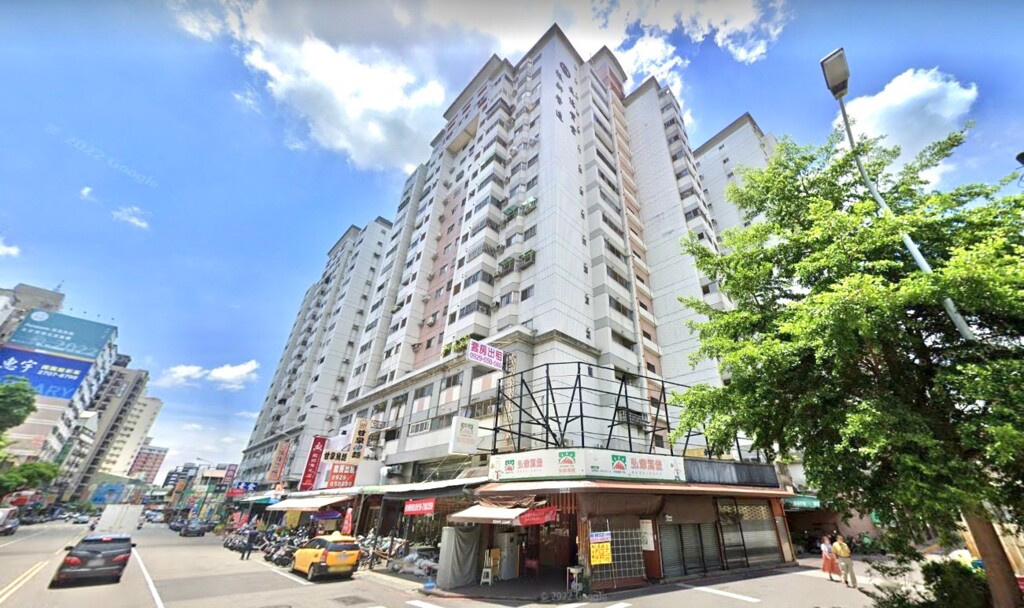 長億城攬翠區陽光區台中市南區工學路電梯大廈【屋主我最熟】中山醫工學商圈三房車位 房屋出售 樂屋網