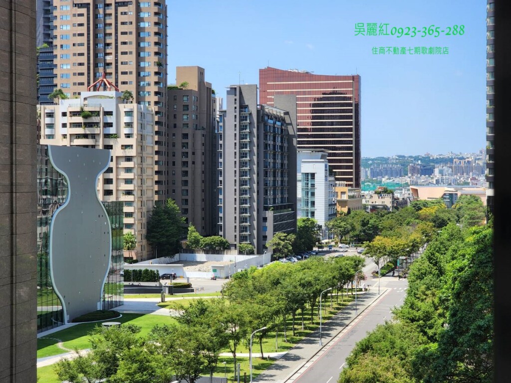 親家青雲道台中市西屯區惠中三街電梯大廈七期青雲道面歌劇院3房平面車位 房屋出租 樂屋網