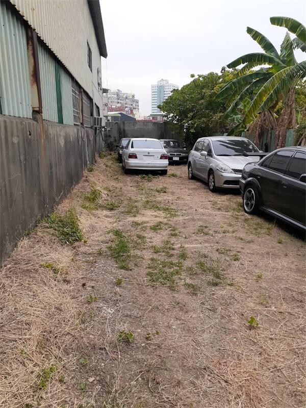 工業用地康平街通化街市區稀有乙種工業用地高雄市三民區中華段一小段 樂屋網 土地買賣