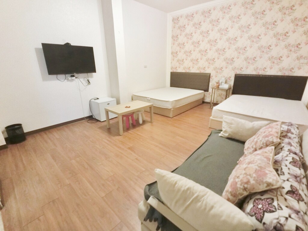 台中市西屯區逢甲路透天厝逢甲僑光⭐1樓免爬⭐可合租⭐短租 房屋出租 樂屋網